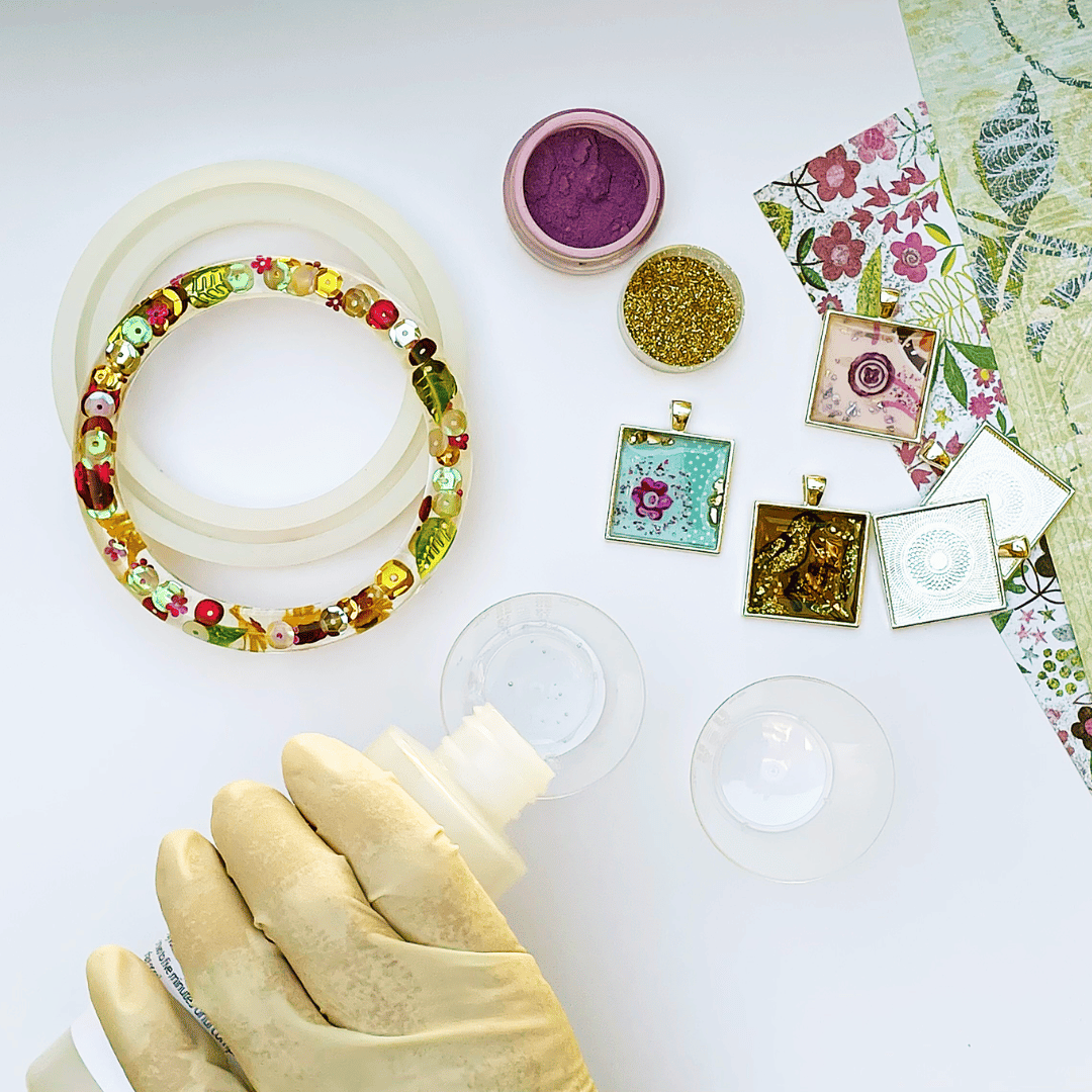 Learn About Resin Crafting and Jewelry Making | Resin Classes – Resin ...